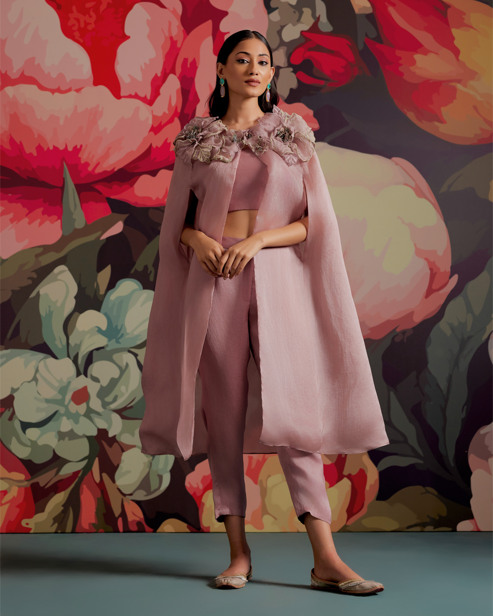 Banafshi Cape/Jacket Set – PARUL & PREYANKA CLOTHING